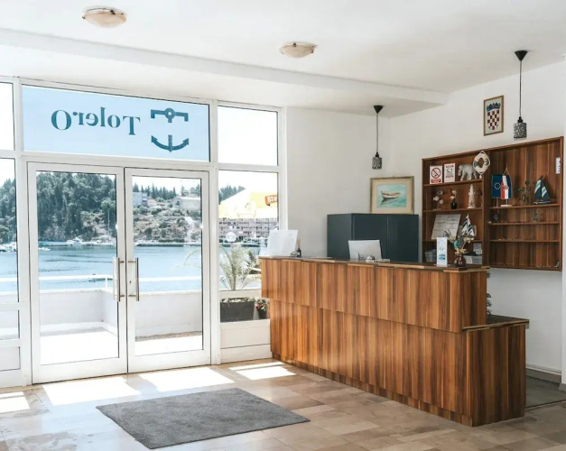 Hotel Tolero - Ploče