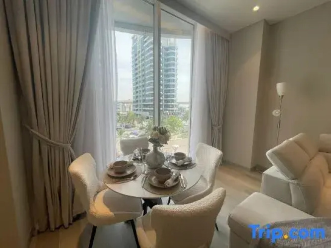 Dubai Marina Walk Gem Modern Apt With Pool & Gym Access, Steps To Beach & Metro - Dubai Marina