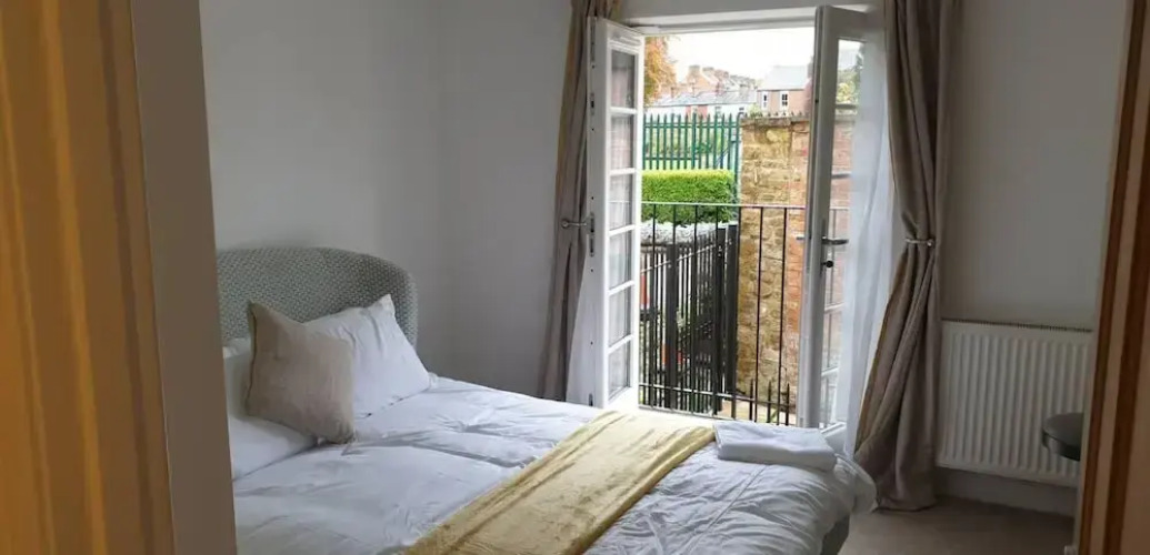 No.11 The Orchid - Banbury