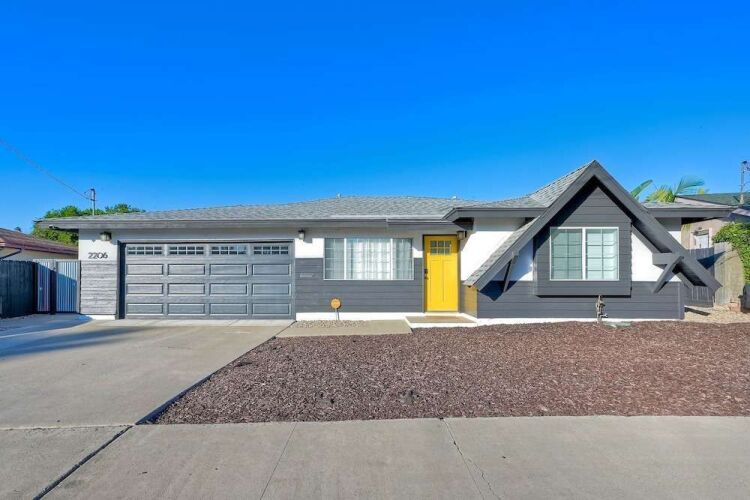 Immaculate 3 Bdr In Oceanside Private Pool & Spa - Oceanside, CA