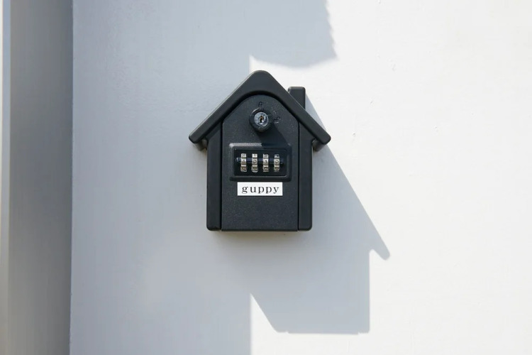 Rush Awaji Guppy - Seaside Holiday Home - 淡路市