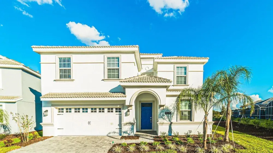 Spacious Resort Home: Pool, Theater, & More - Davenport