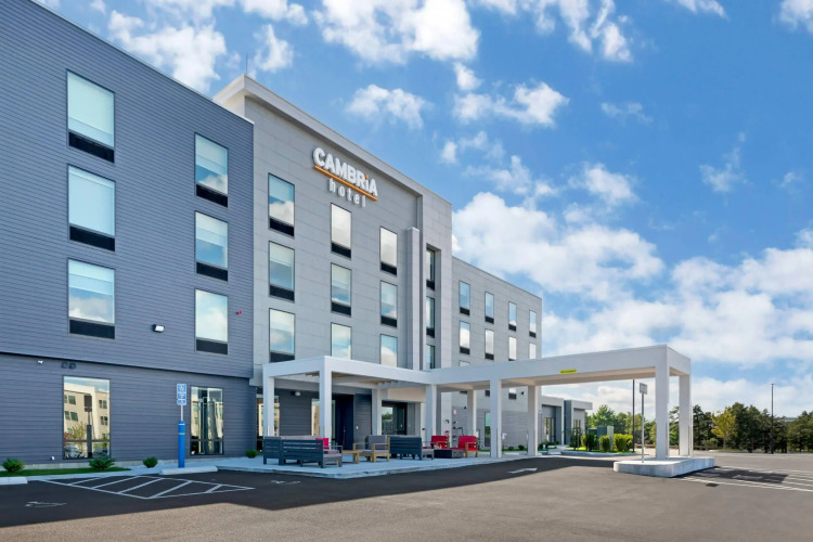 Cambria Hotel & Suites Plymouth - Cape Cod, MA