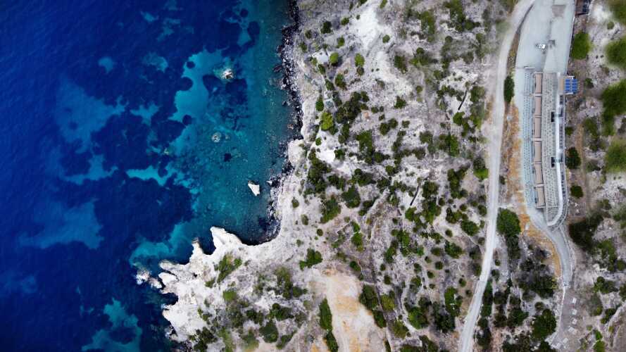 Echoes Suites Milos - Milos