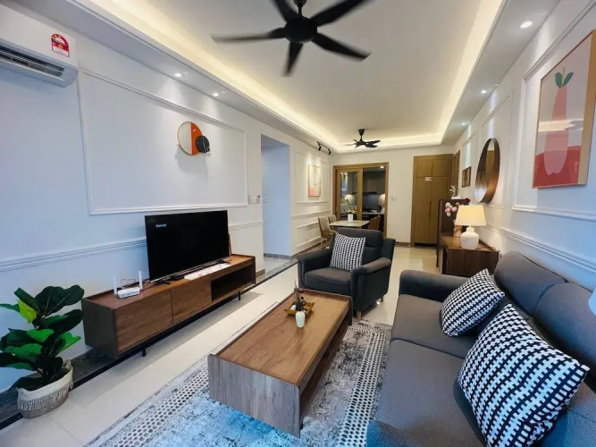 R&f Seine Region By Anju - Johor Bahru