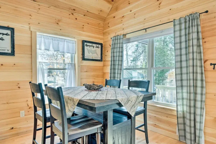 Maine Cabin Rental On Rangeley Lake! - Rangeley, ME