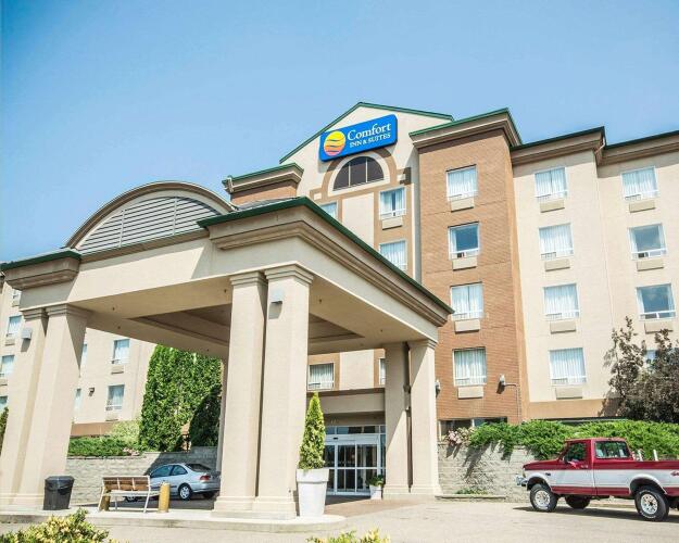 Comfort Inn & Suites - Salmon Arm