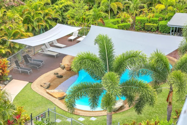 The Elite F208 By Hamorent On Hamilton Island - Whitsundays