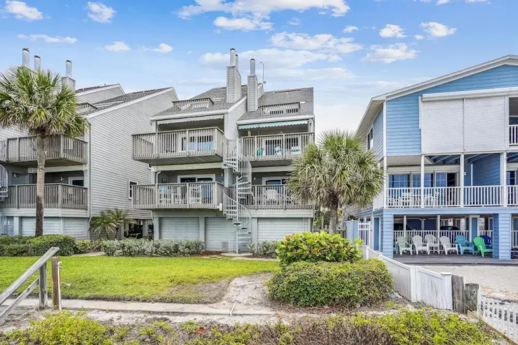 Pelican Pointe 2a - Indian Rocks Beach, FL