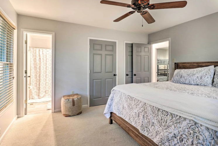 Luxury Highlands Cottage W/ Deck + Fireplace! - Highlands, NC