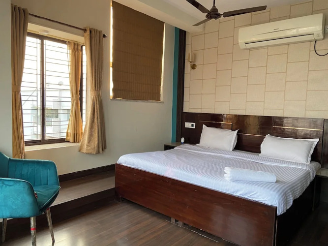 The Aster Penthouse - Kolkata