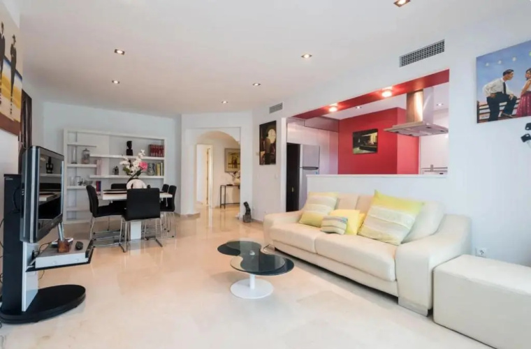 Charming 2 Bedroom Trocadero Arena Area - Marbella