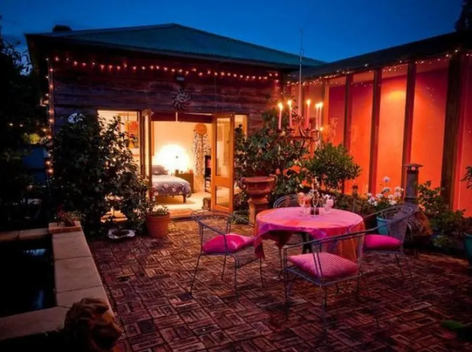 At Eleven Apartments - Hobart