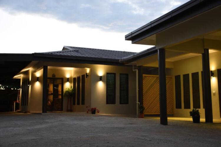 Westfield Homestay Fiji - 나디