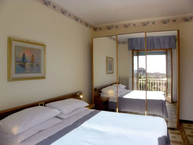 Apartment In Pietra Ligure With Garden - Pietra Ligure
