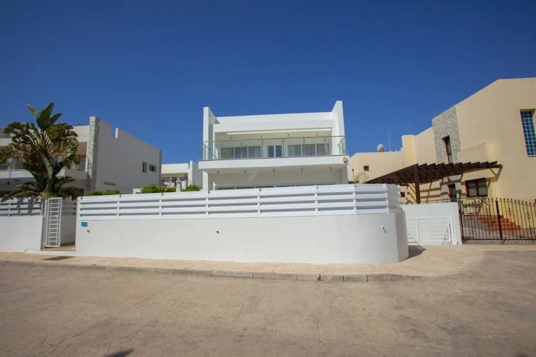 Villa Zinnia In Paralimni - Ayia Napa