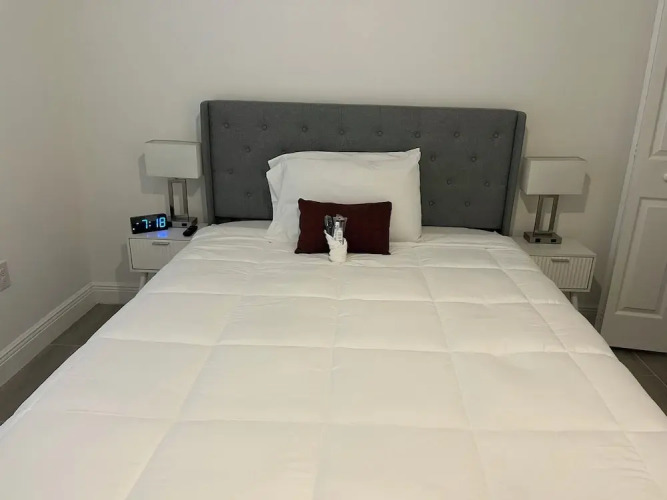 Cozy Fort Myers Extended Stay - Lehigh Acres, FL