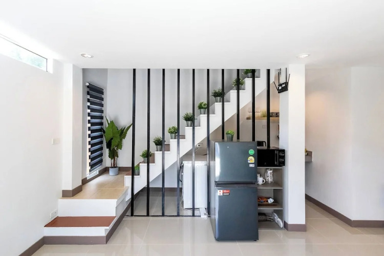 Tiny House Srinakarin At Sri Bearing Station - Bangkok