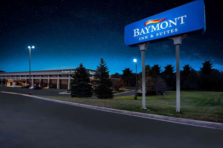 Baymont By Wyndham Traverse City - Traverse City, MI