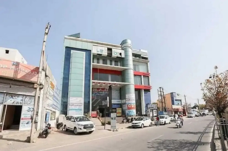 Hotel Park View By Grb - Rohtak