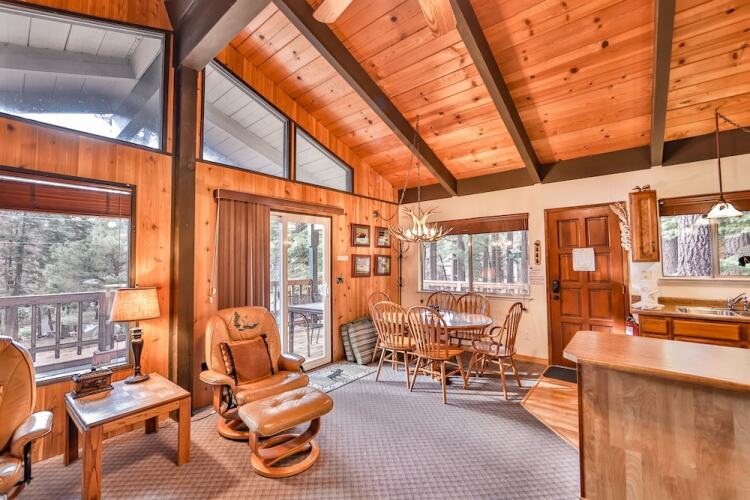 Cherry Hills Cabin - Indian Creek Reservoir, CA