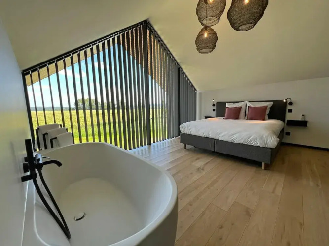 Lodge In Durbuy With Hot Tub & Valley Views - Durbuy