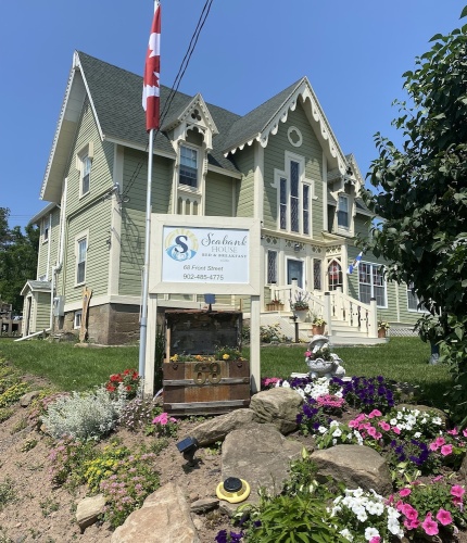 Seabank House Bed And Breakfast - Pictou