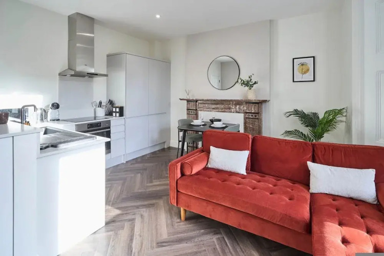 Host Stay Apartment 2 Upton House - Northampton, UK