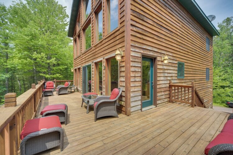 Scenic Hayward Lake View Retreat W/ Fire Pit - Hayward, WI