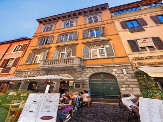 The Couper Bocca Di Leone - Rome