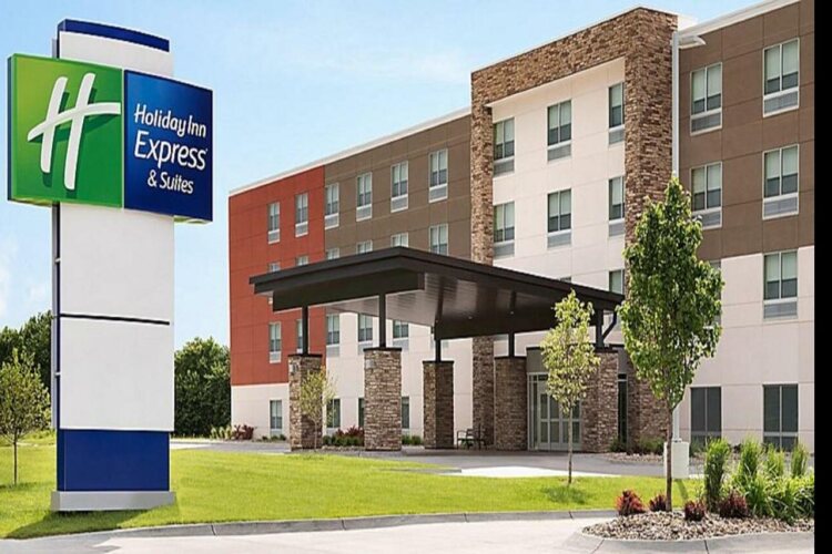 Holiday Inn Express And Suites Greenville - Taylor - Travelers Rest, SC