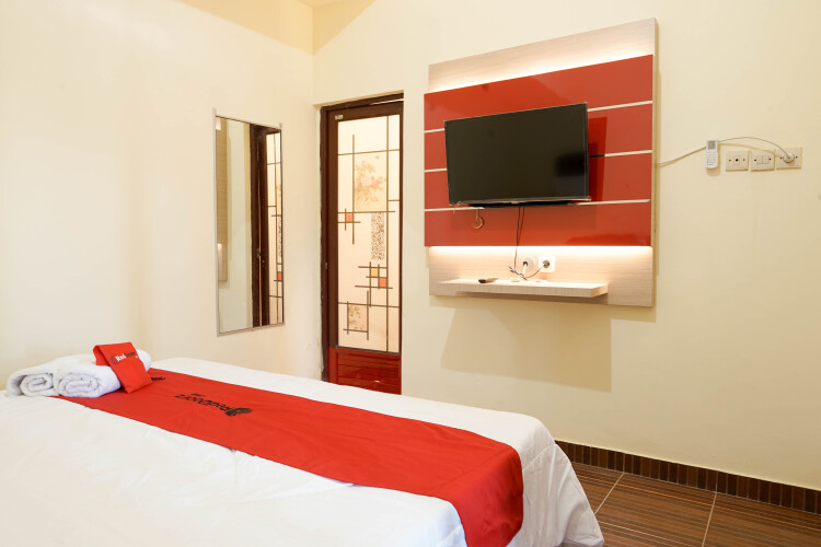 Reddoorz Near Buleleng Harbour 2 - Singaraja