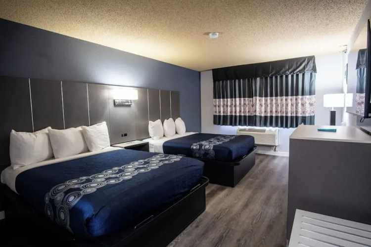 Coratel Inn And Suites By Jasper Eagan St Paul Airport & Mall Of America - Apple Valley, MN