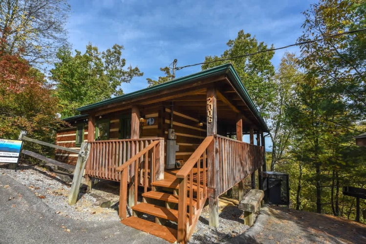 View! Cozy, Private, Fireplace, Hot Tub Log Cabin, Honeymoon! - Townsend, TN