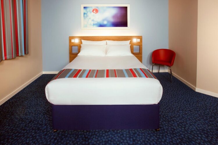 Travelodge Perth Broxden Junction - Perth