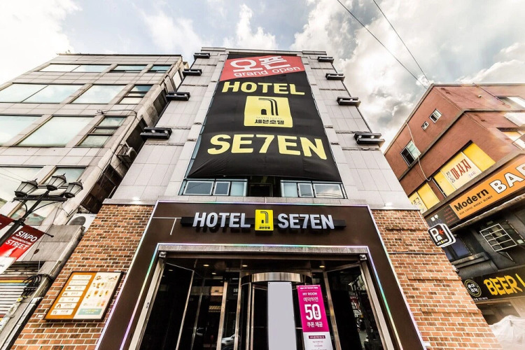 Incheon (Sinpo) Seven Hotel - 충청북도