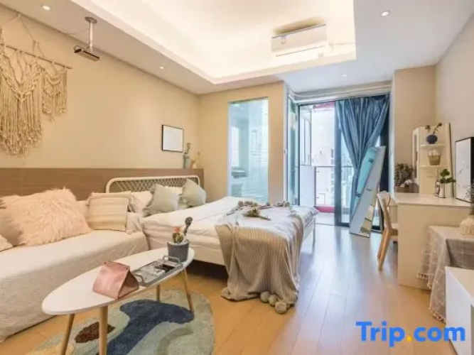Yuyu Hotel (Zhumadian Century Plaza Tianzhongshan Avenue) - Zhumadian
