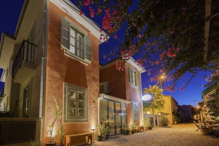 Amour Koyici Otel - Alaçatı
