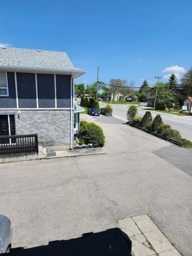 Princess Motel - Kawartha Lakes