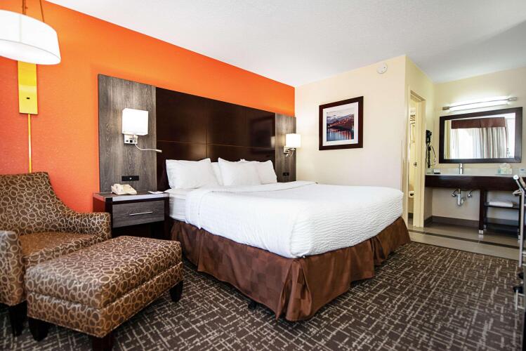 New Hope Inn & Suites - Stockton, NJ