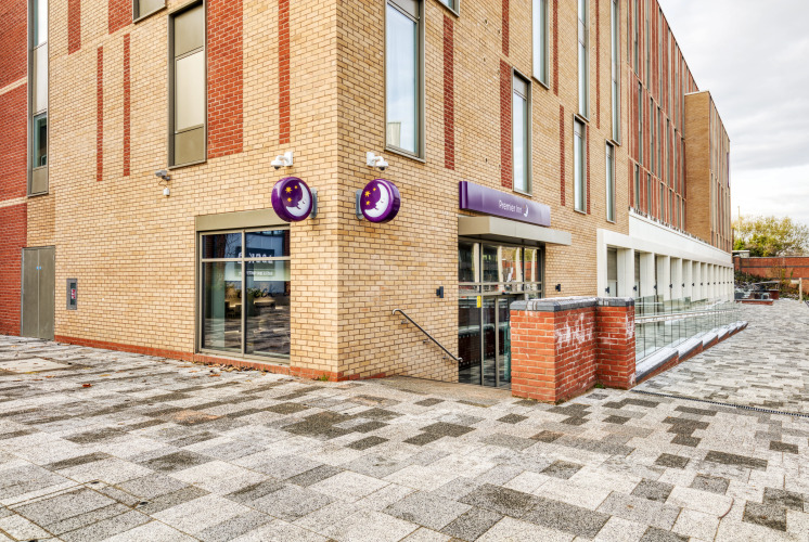 Premier Inn Banbury Town Centre - Castle Quay - Banbury