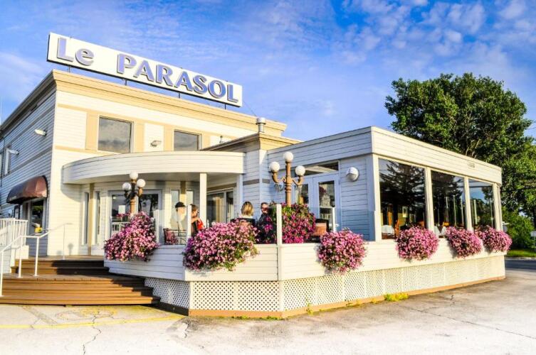 Auberge Resto Le Parasol - Saguenay