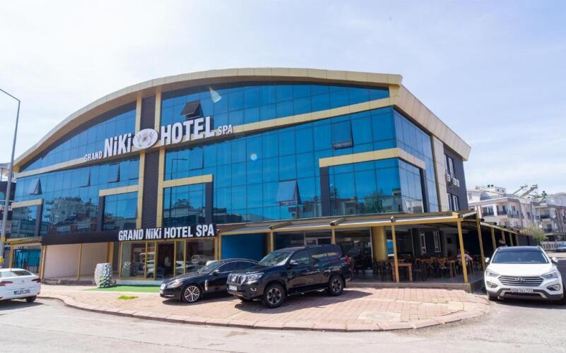 Grand Niki Hotel & Spa - Lara Beach