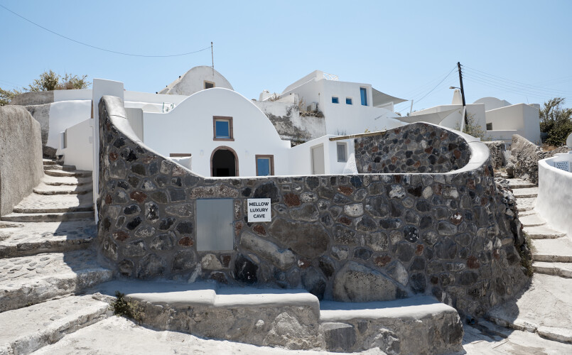 Mellow Luxury Cave - Oia