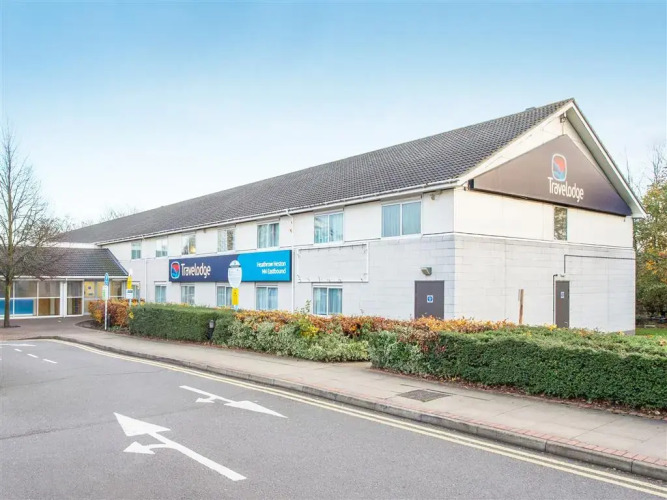 Travelodge Heathrow Heston M4 Eastbound - Hayes