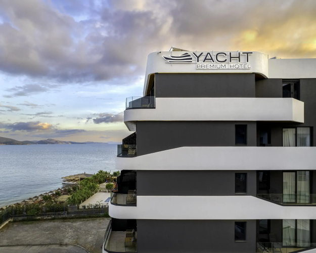 Yacht Premium Hotel - Saranda