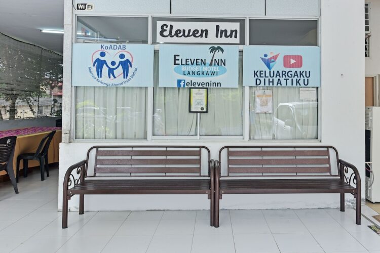 Oyo 90879 Eleven Inn - Archipiélago Langkawi