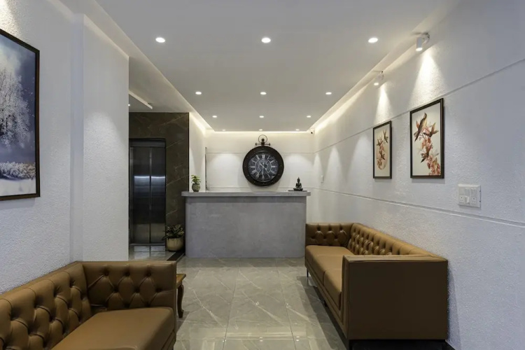 Staybird Divine Suites Business Hotel - Pune