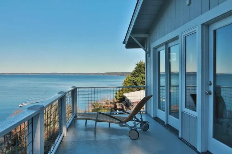Marine View Bluff By Avantstay Waterfront Views - Greenbank, WA