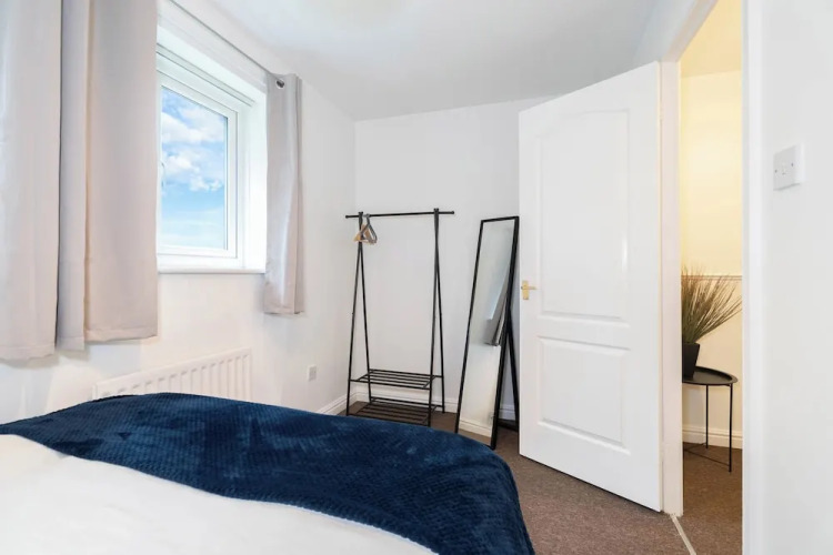 2 Bed House In Digbeth/parking/families/contractor - Birmingham